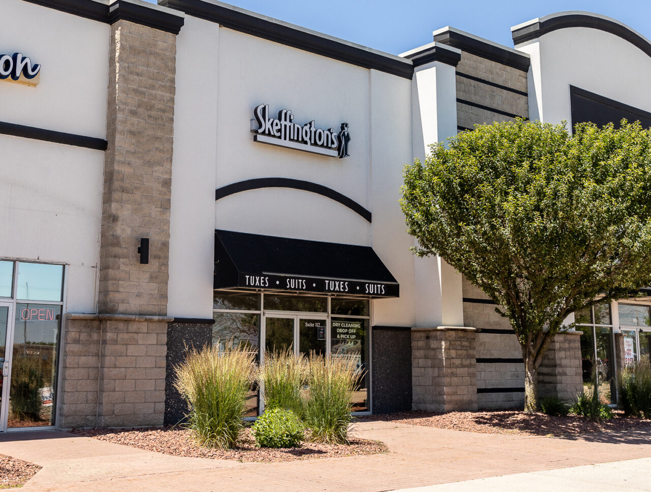 Schedule an Appointment - Skeffington's Formal Wear Stores